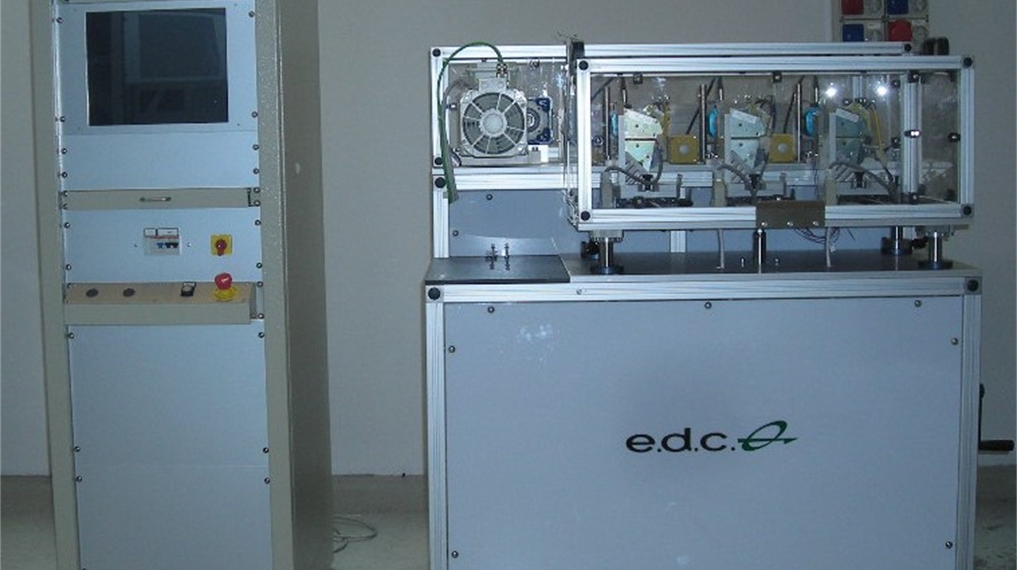 Automatic system for life tests on multistations TAC320/W